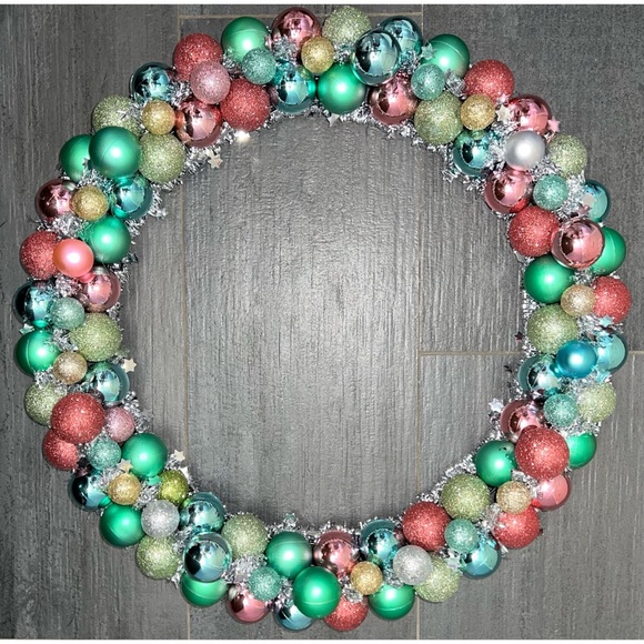 Hand Crafted | Holiday | Christmas Ornaments Wreath | Poshmark